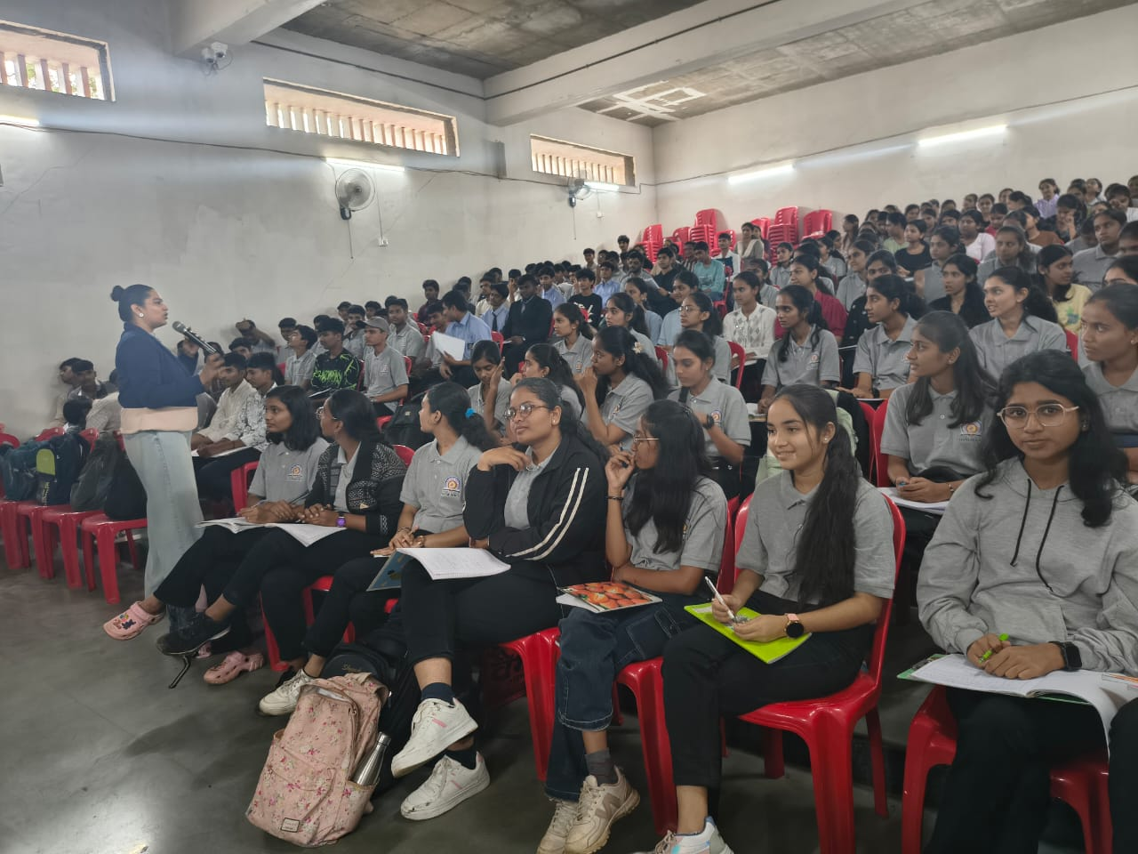 “Developing Personality & Communication Skills” – MVPS's Rajarshi Shahu ...
